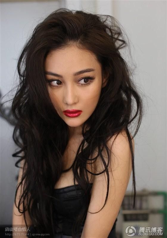 Vivian Zhang Xinyu Pictures
