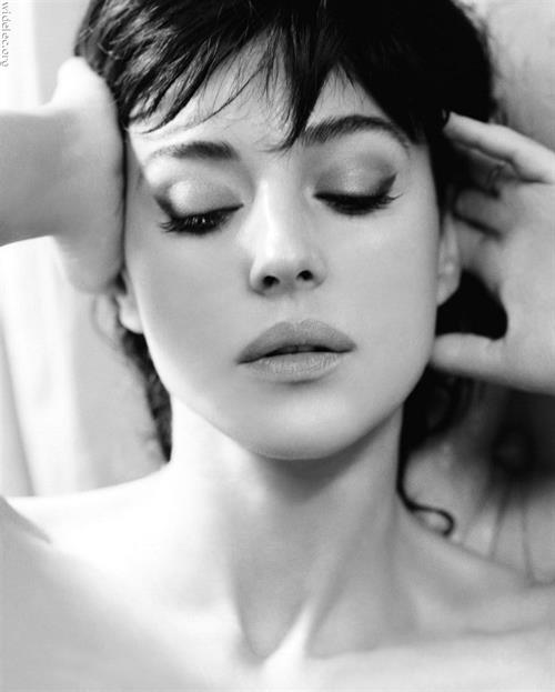 Monica Bellucci Pictures Hotness Rating Unrated 3393